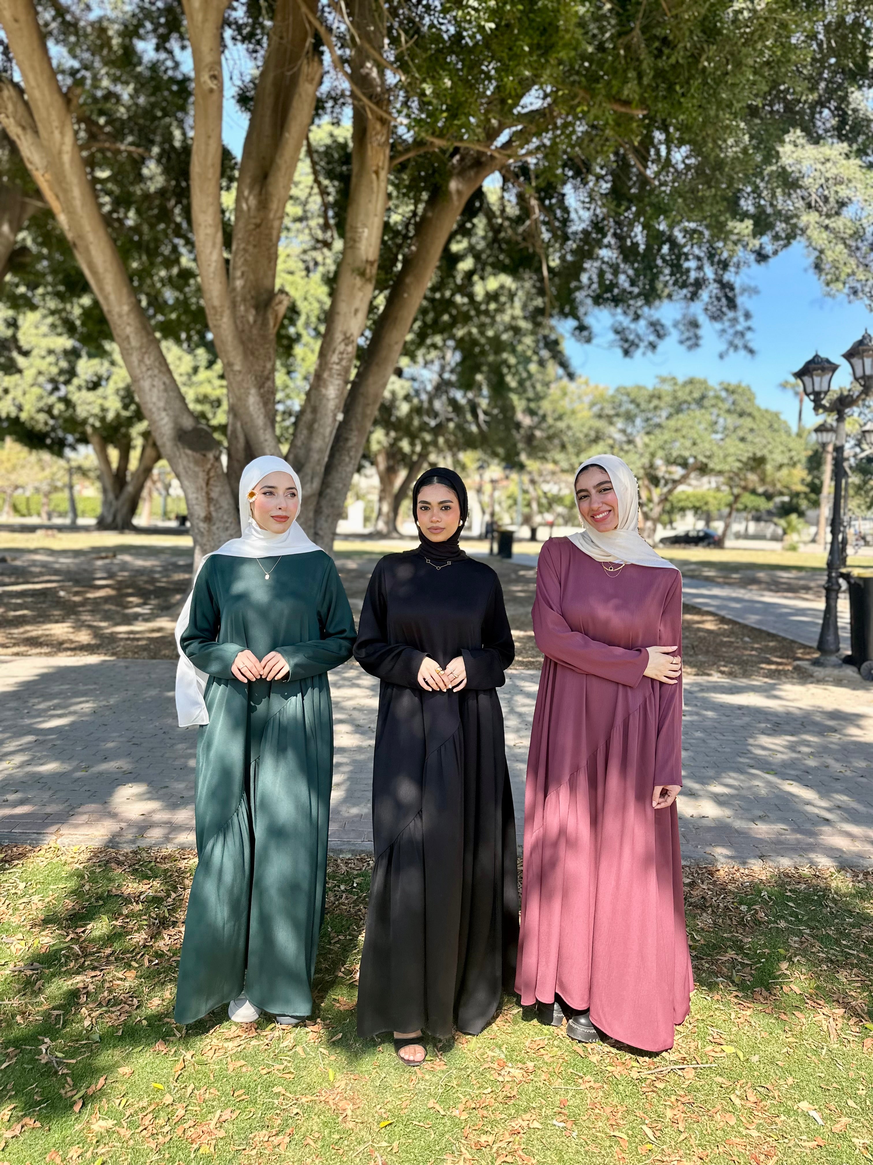 Ruffly Dress – KANROUZ